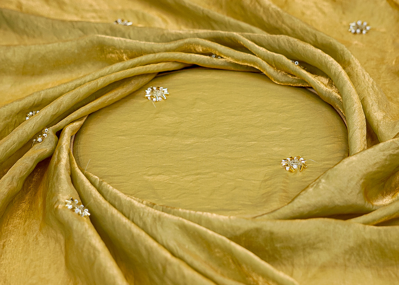 (Pre-Cut 1.75 Mtr) Diamond Tissue Fabric with Buti of Sequins, Kutdana
